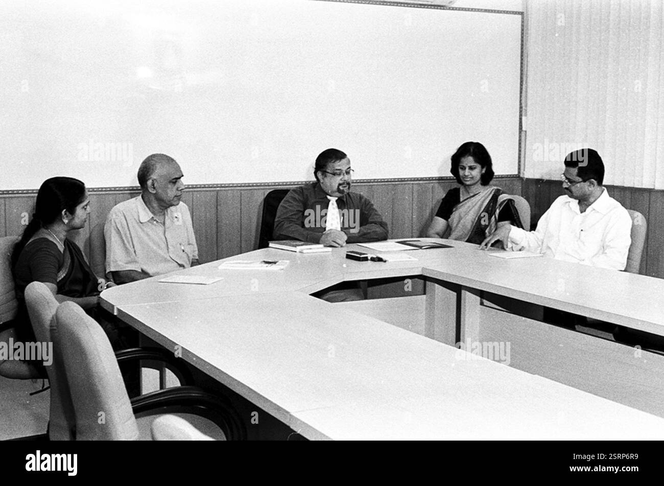 Faculty members meeting Black and White Stock Photos & Images - Alamy