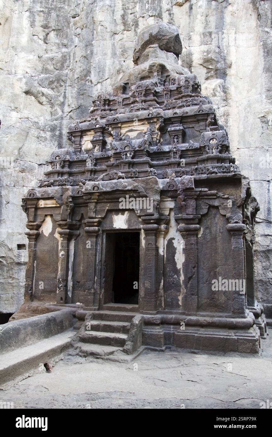 Kailasa temple, ellora caves, aurangabad, maharashtra, india, asia ...
