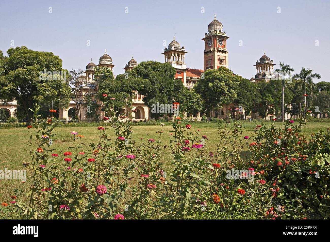 Allahabad university hi-res stock photography and images - Alamy