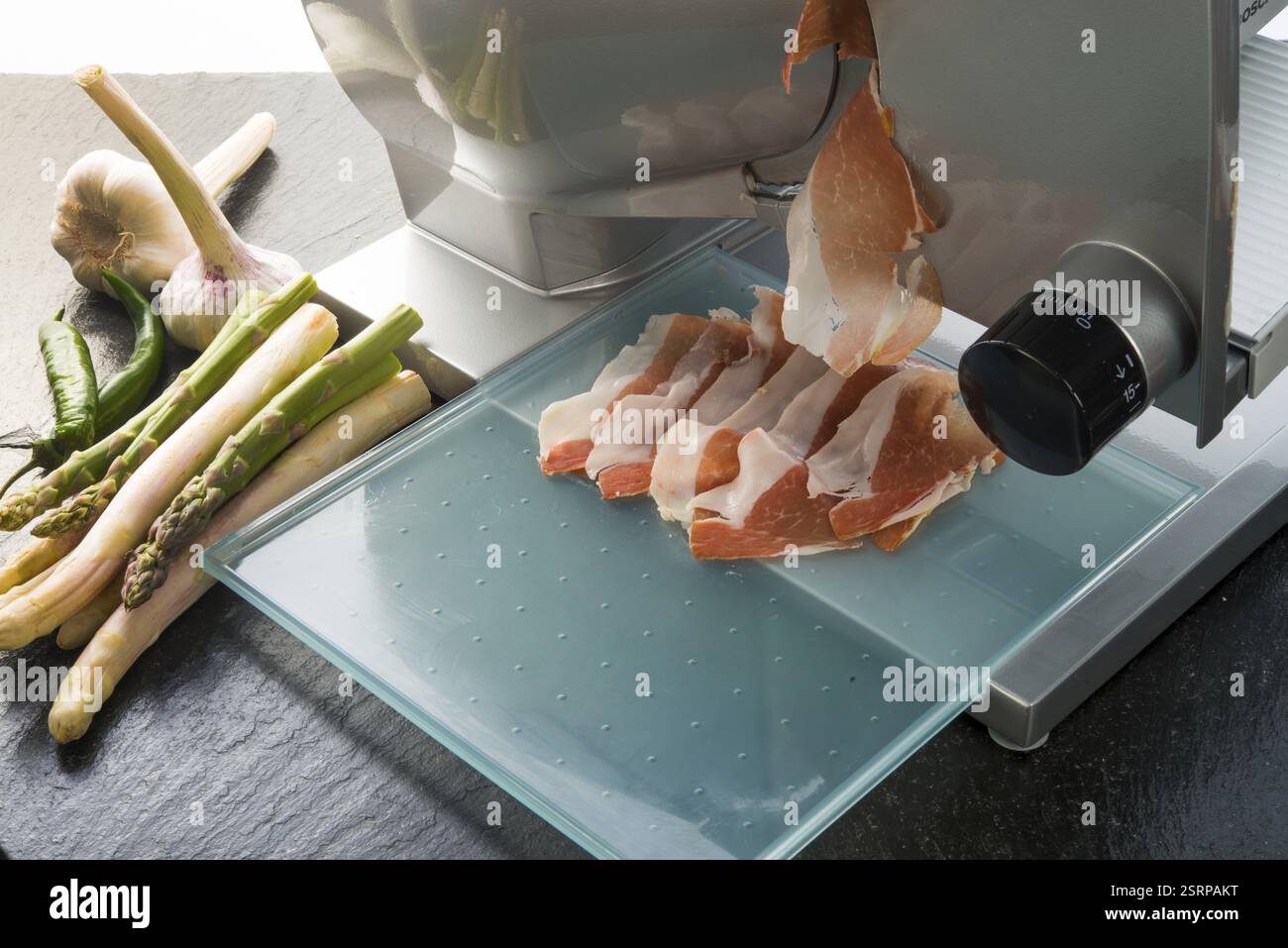 Cutting or slicing machine hi-res stock photography and images - Alamy