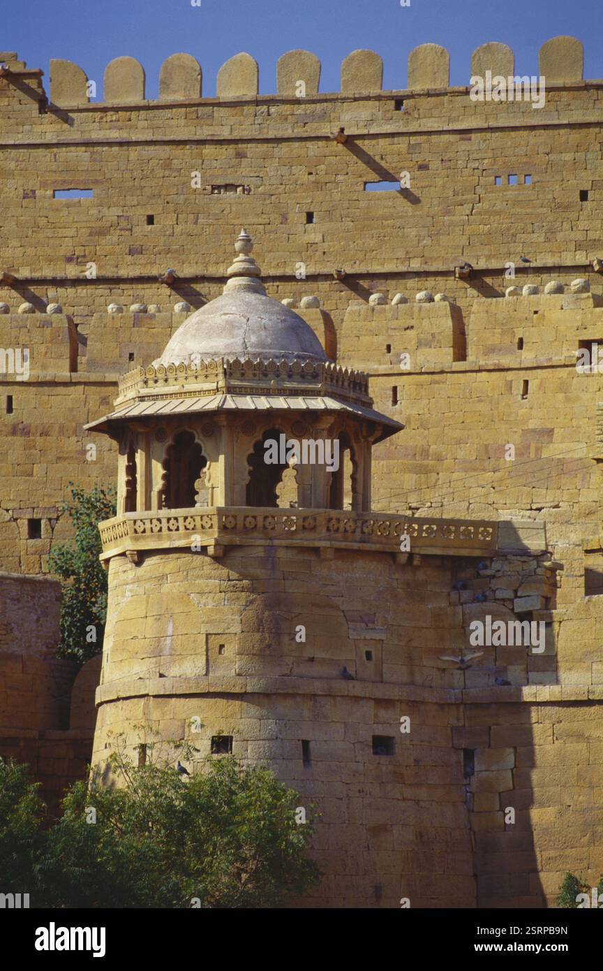 16th century fort of india hi-res stock photography and images - Alamy