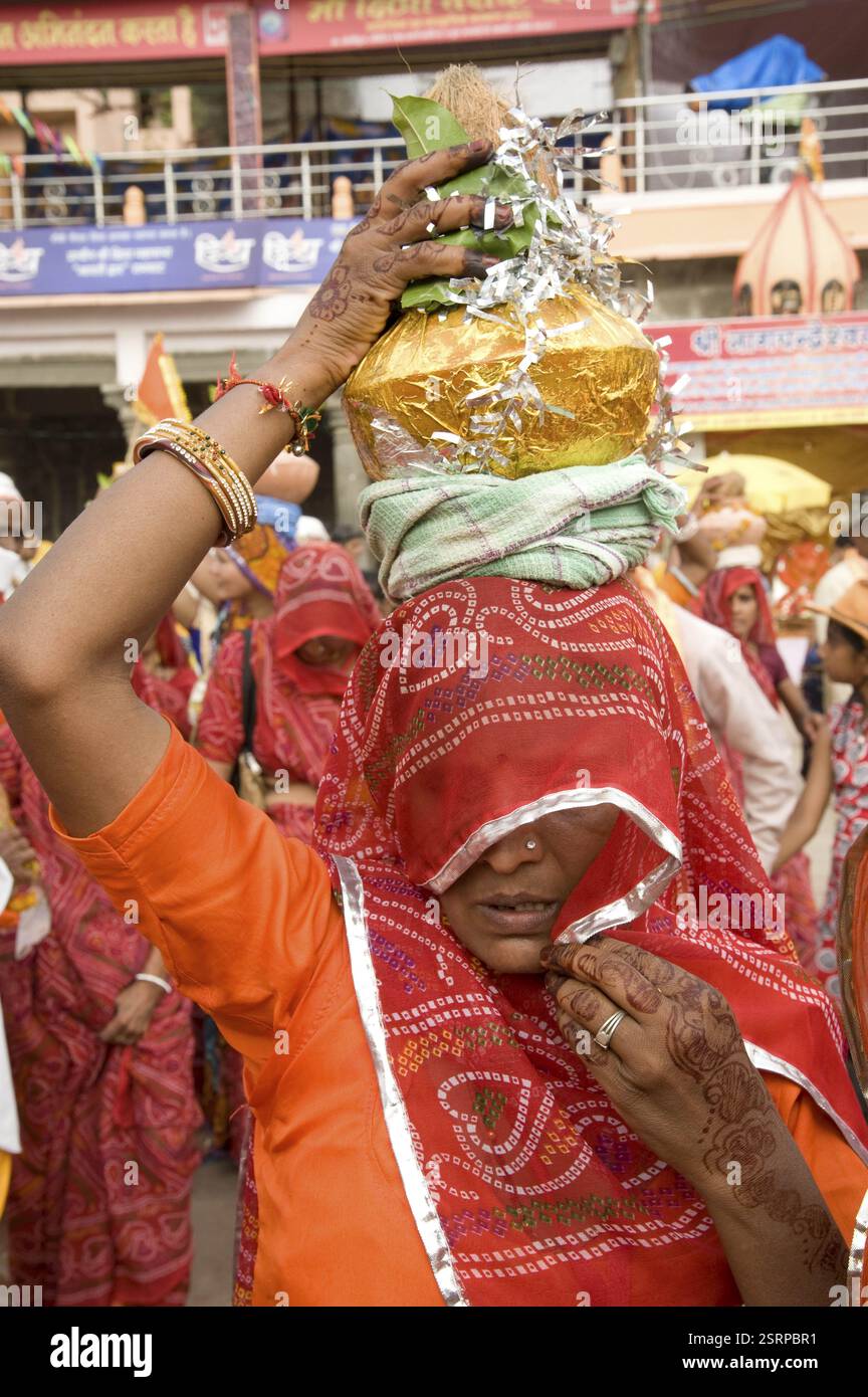 Ritual pot hi-res stock photography and images - Alamy