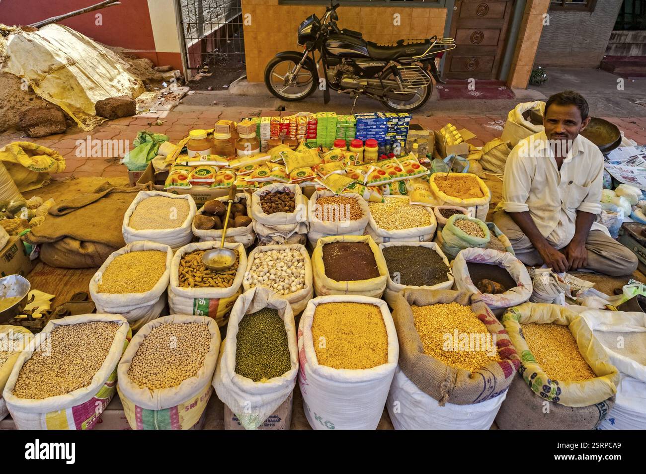 Sirsi karnataka india hi-res stock photography and images - Alamy
