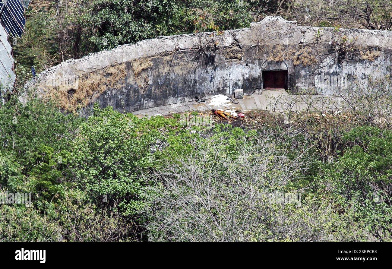 Dakhma Tower of Silence Zoroastrian ritual, Mumbai, Maharashtra, India ...