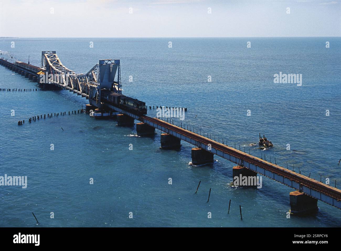Railway bridge, Rameswaram Rameshwaram, Tamil Nadu, India, Asia Stock Photo - Alamy