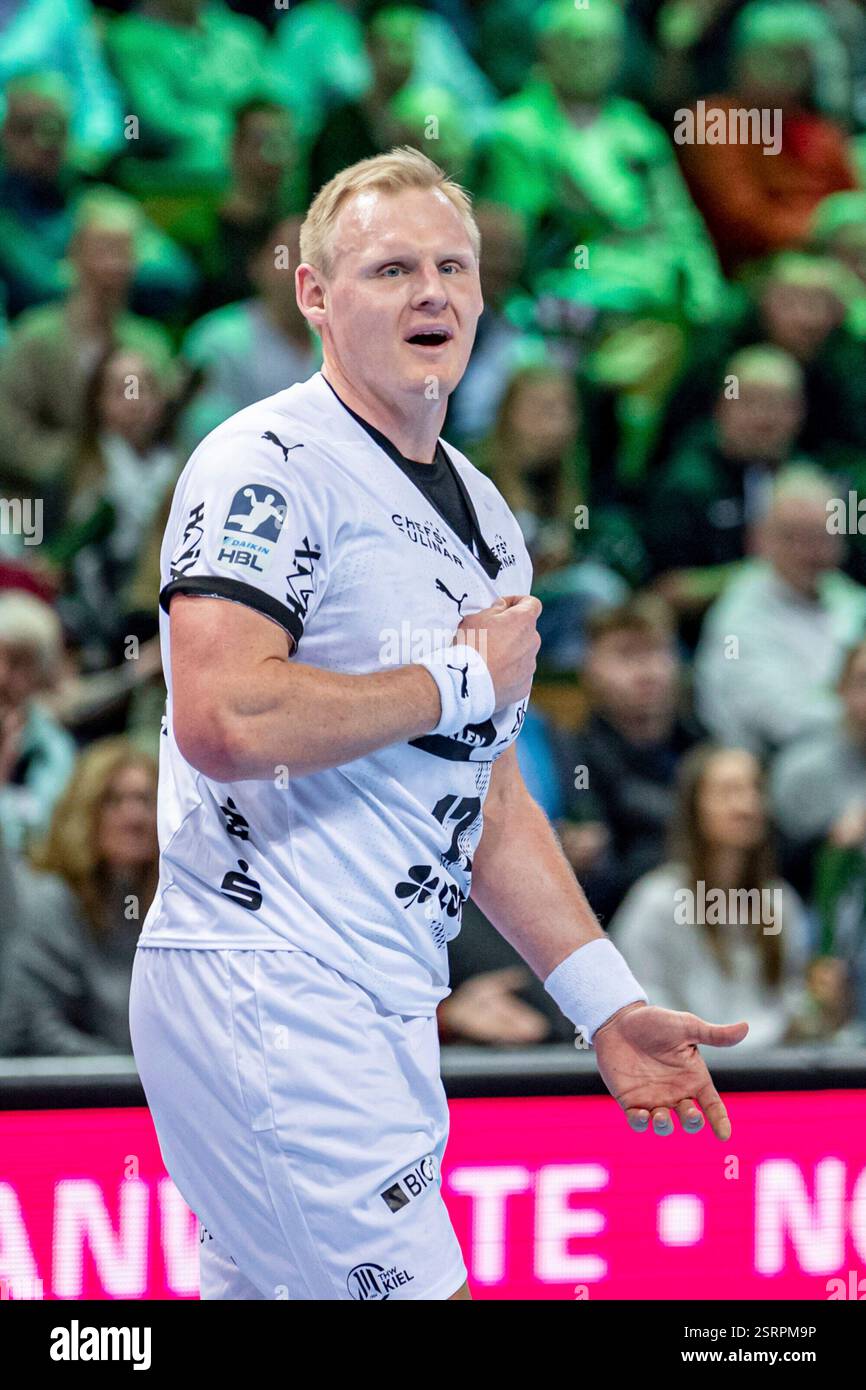 Wetzlar, Deutschland. 16th Feb, 2025. Patrick Wiencek (THW Kiel, 17) Handball Bundesliga; HSG ...