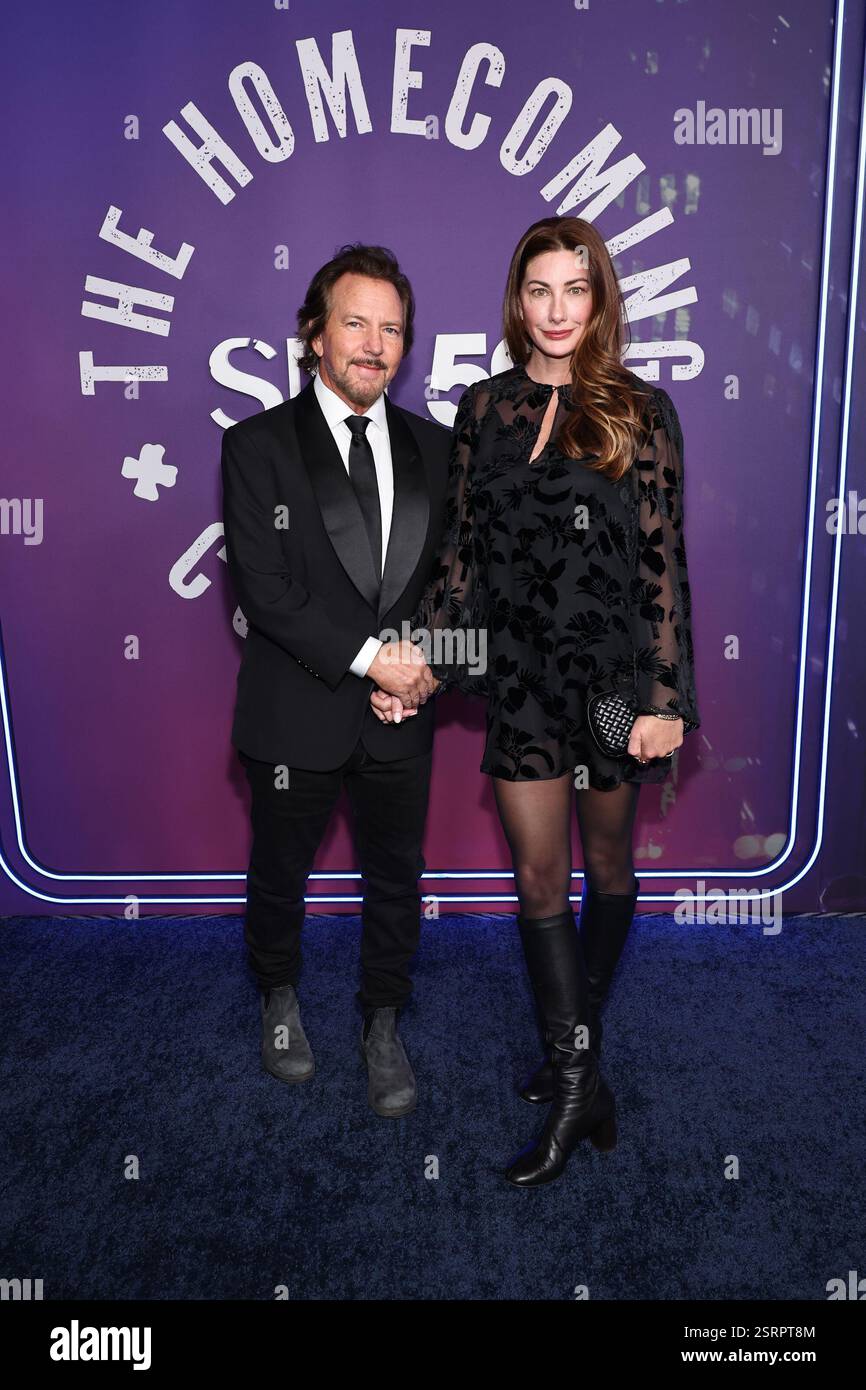 SNL50: THE HOMECOMING CONCERT -- Pictured: (l-r) Eddie Vedder, Jill ...