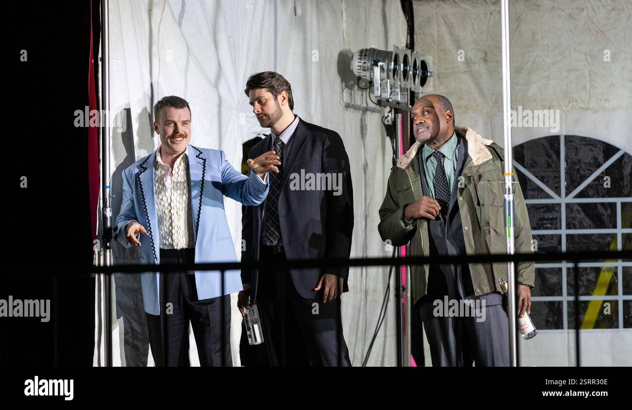 l-r: Rupert Charlesworth (Henry Stuart, Lord Darnley), Jolyon Loy (Earl ...