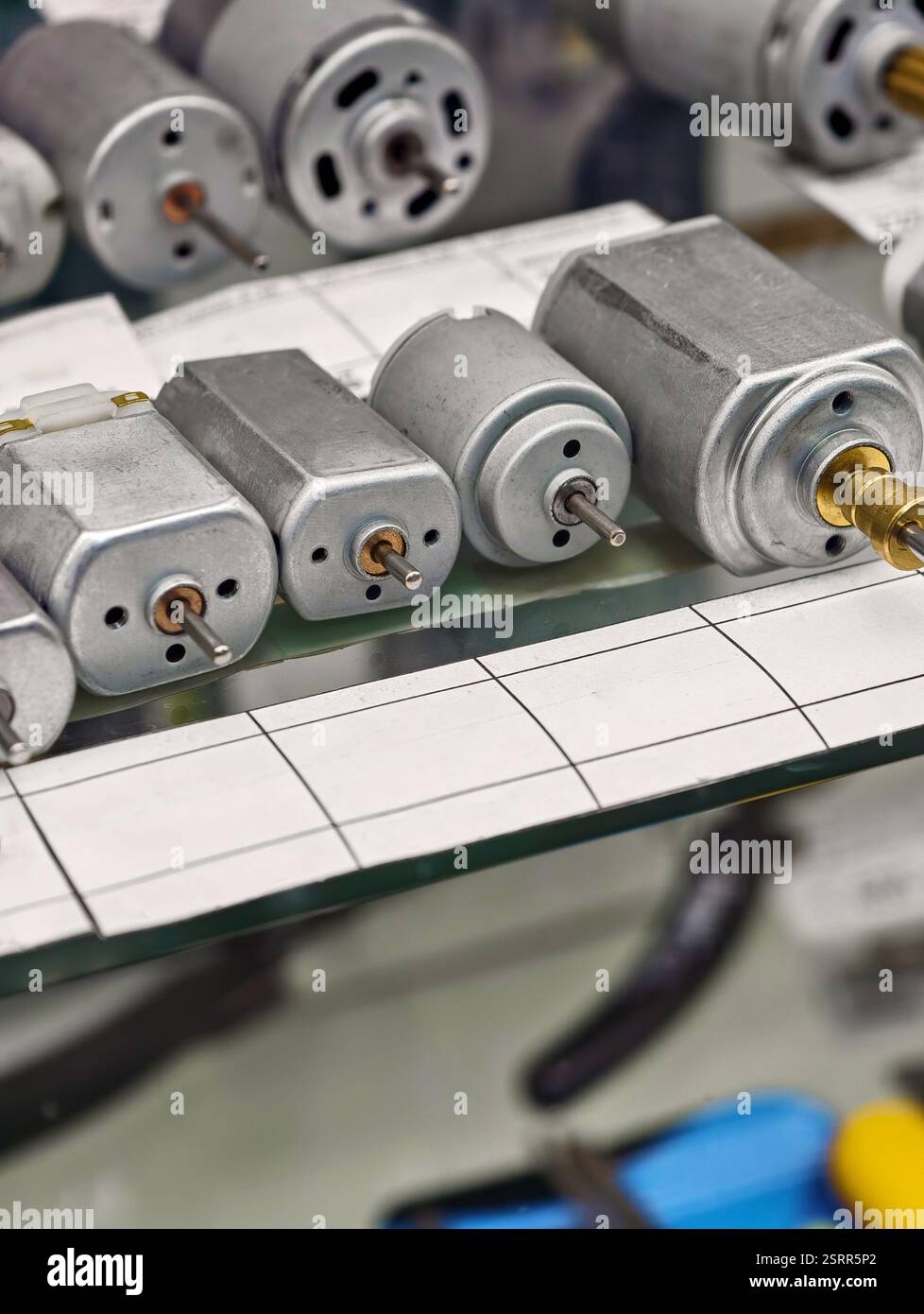 Home appliances fabrication hi-res stock photography and images - Alamy
