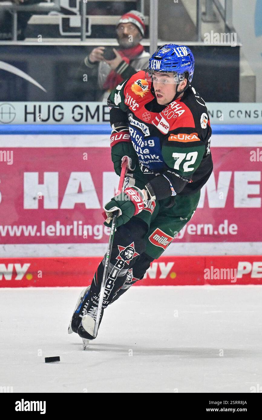Augsburg, Deutschland. 16th Feb, 2025. am Puck Riley McCOURT ...