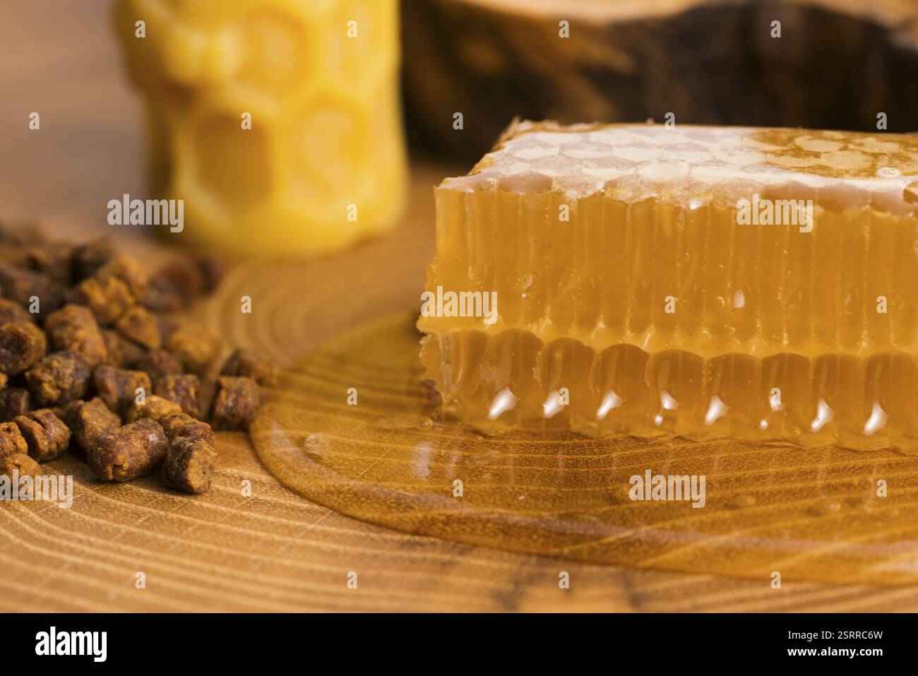 Honeycomb, pollen and propolis Stock Photo - Alamy