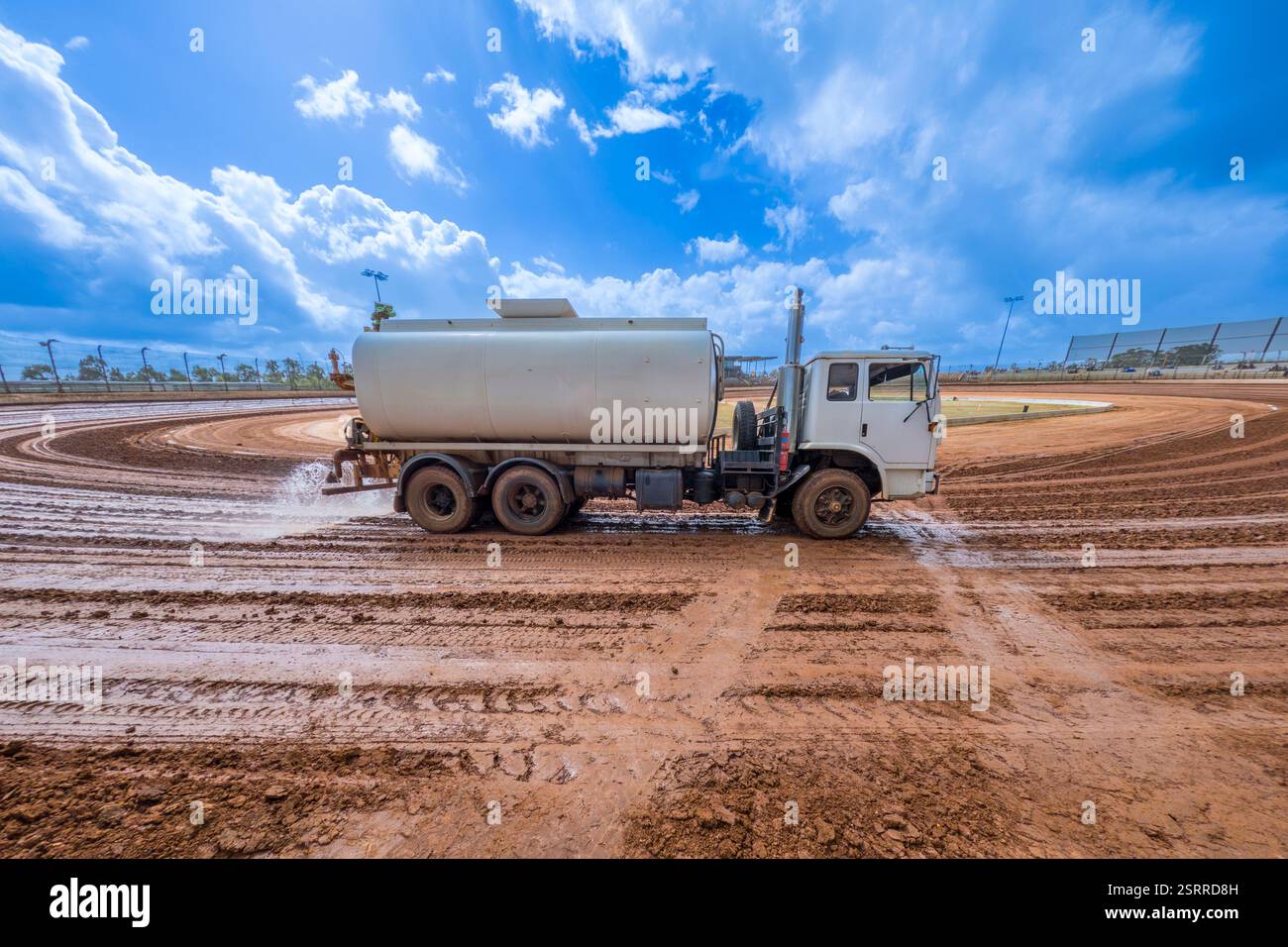 Photograph of a large water truck getting the Sydney International ...