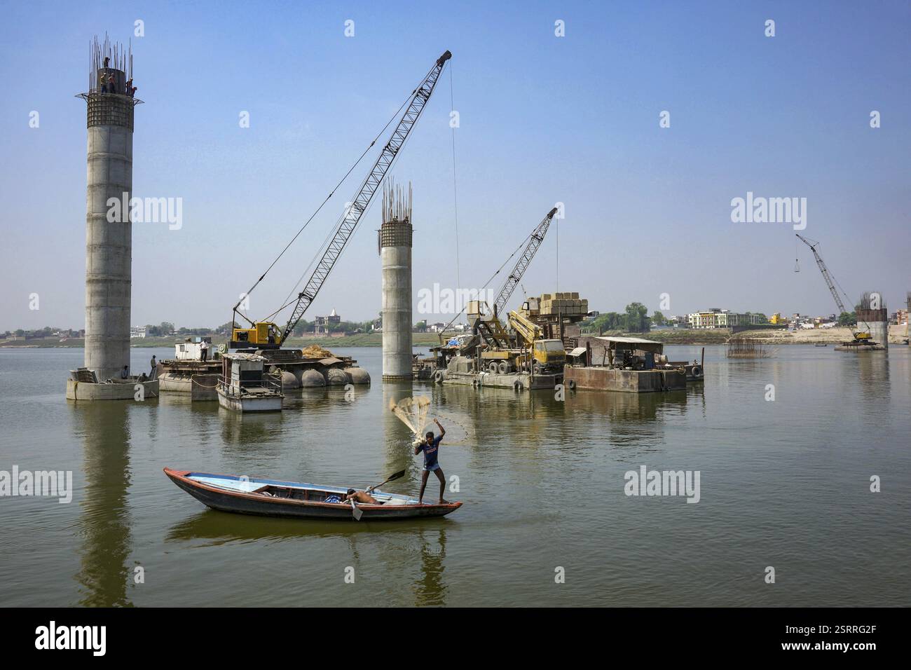 Bridge construction, varanasi, uttar pradesh, india, asia Stock Photo ...