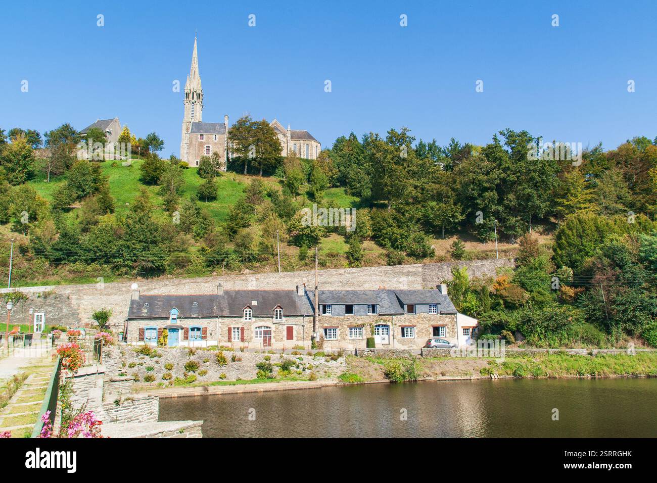 The bridge at Châteauneuf-du-Faou in Brittany, France Stock Photo - Alamy