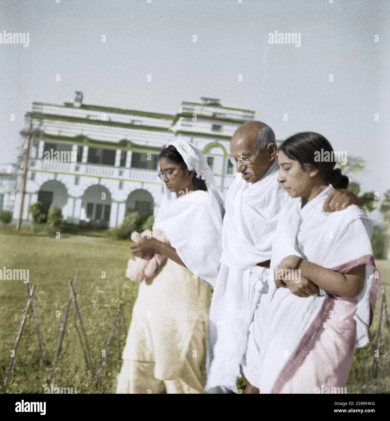 Mahatma Gandhi during peace march after Hindu Muslim riots, Bihar ...