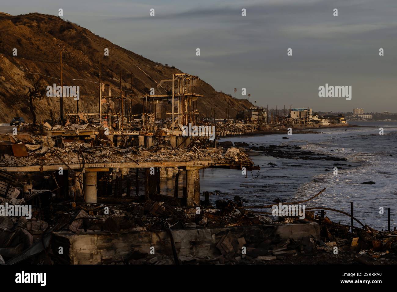 Malibu, USA. 15th Feb, 2025. Ecological damages to the beach and shore ...