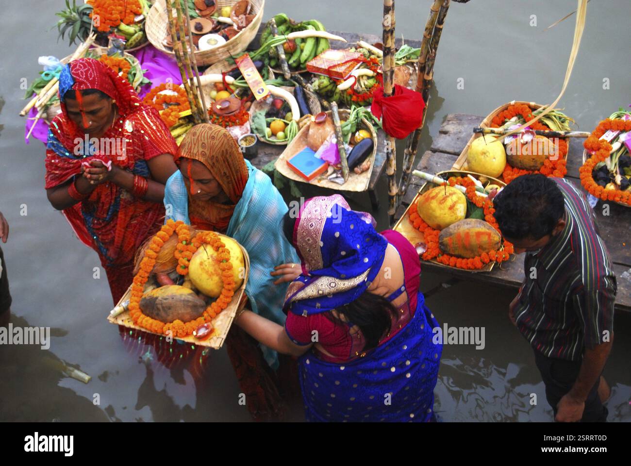 Sun worship Dala Chhat, Varanasi, Uttar Pradesh, India, Asia Stock ...