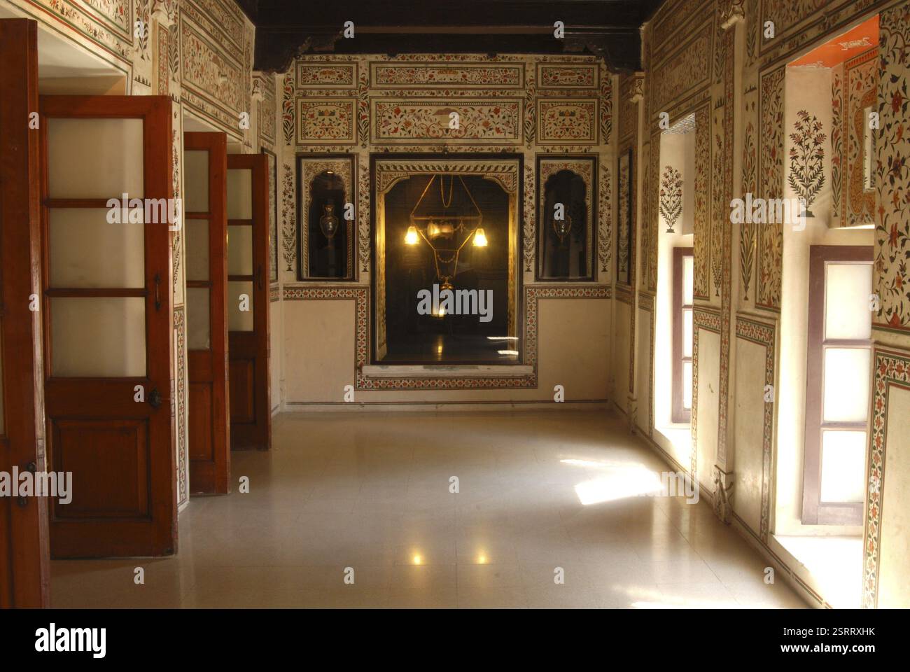 Interior of ritual crafts gallery in Junagarh fort, Bikaner, Rajasthan ...
