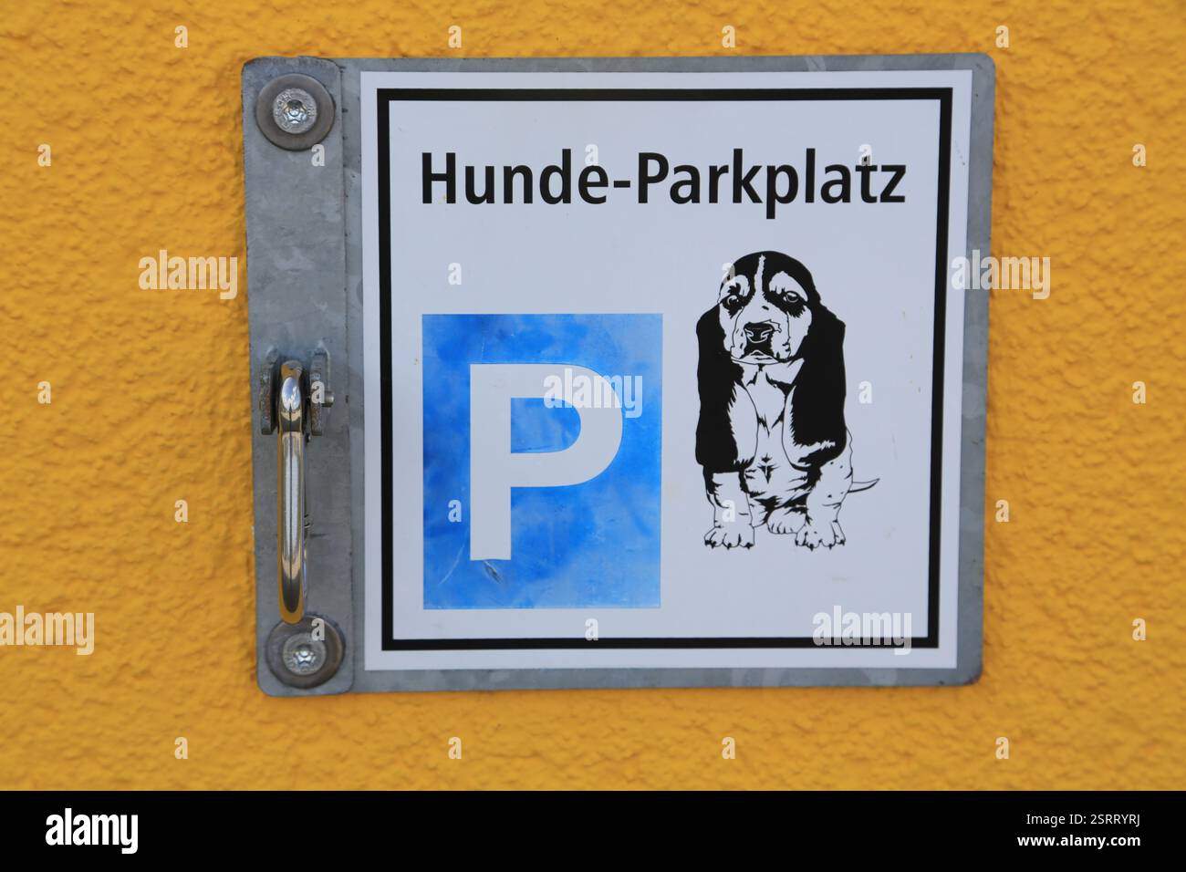Netto supermarket in a village in Germany. Dog parking Stock Photo - Alamy