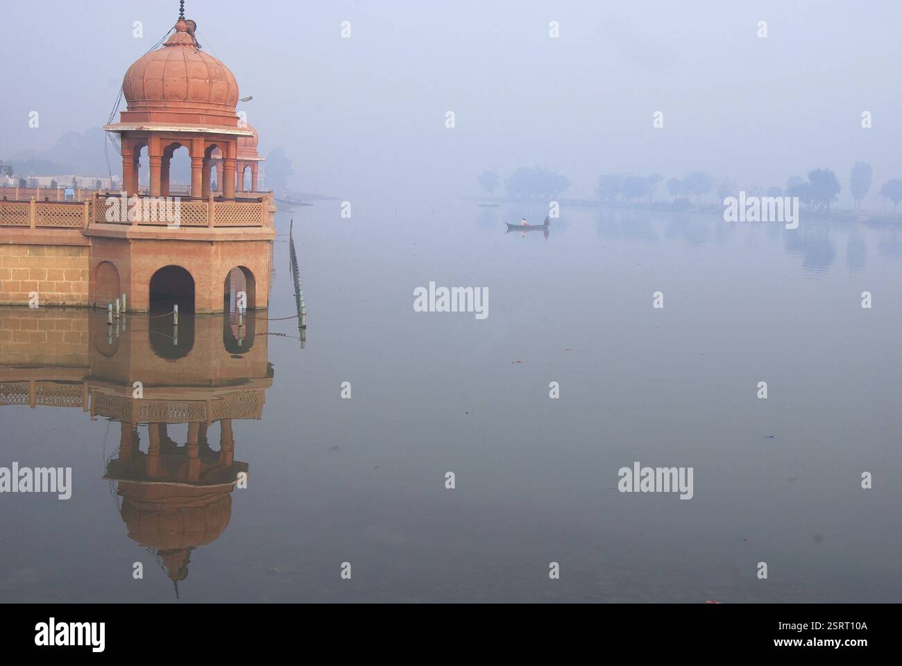Kudia ghat lucknow hi-res stock photography and images - Alamy