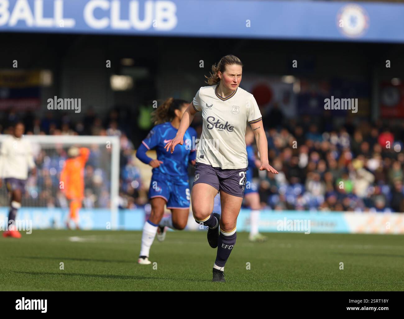 Elise Stenevik (Everton 27) during the Women's Super League game ...
