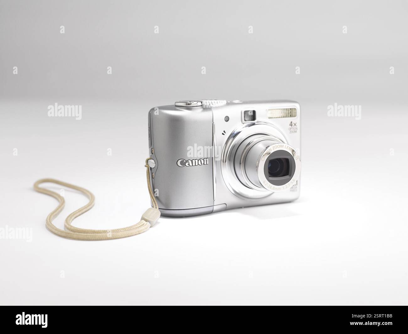 Canon photo camera hi-res stock photography and images - Alamy
