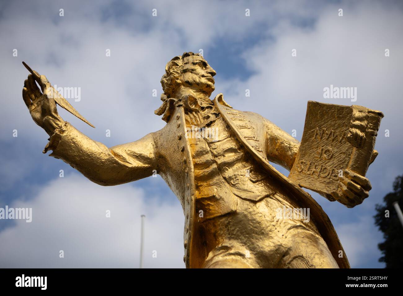 Thomas Paine statue, Thetford, Norfolk Stock Photo - Alamy