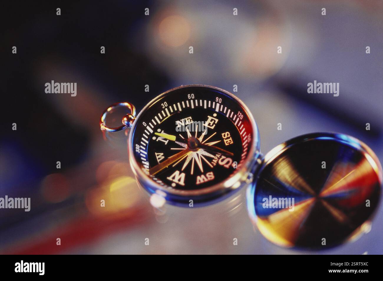 Cardinal directions hi-res stock photography and images - Alamy