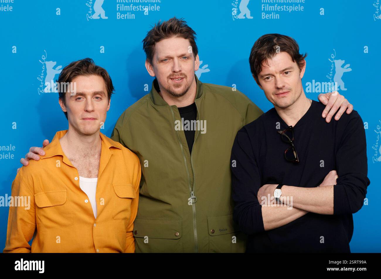 Jack Farthing, Jan-Ole Gerster und Sam Riley beim Photocall zum ...