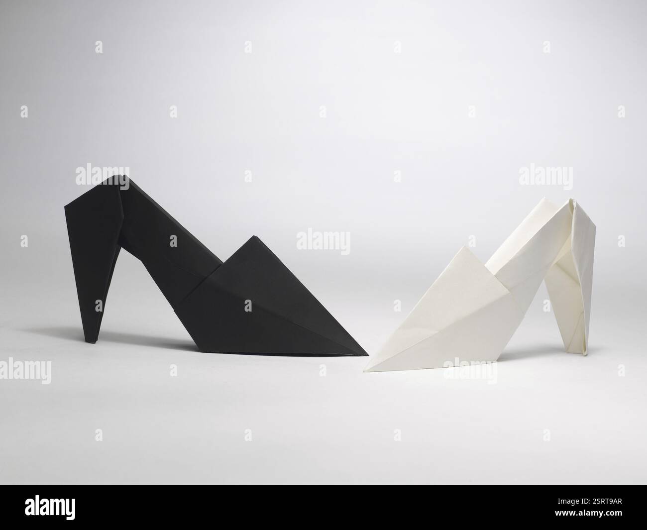 Indian footware hi-res stock photography and images - Alamy