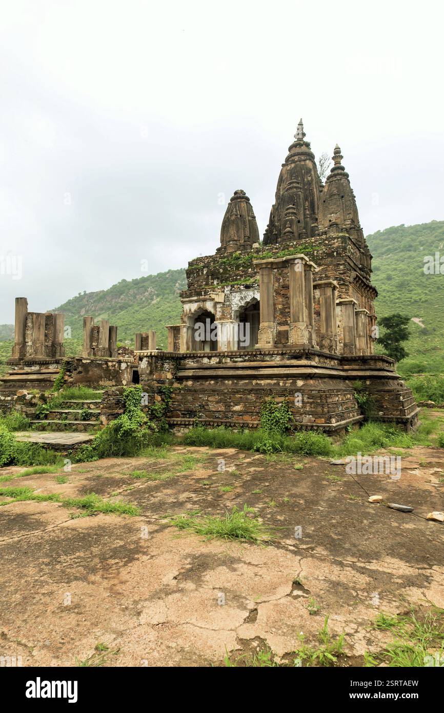 Abandoned temple ruins, Bhangarh, Rajgarh, Alwar, Rajasthan, India ...