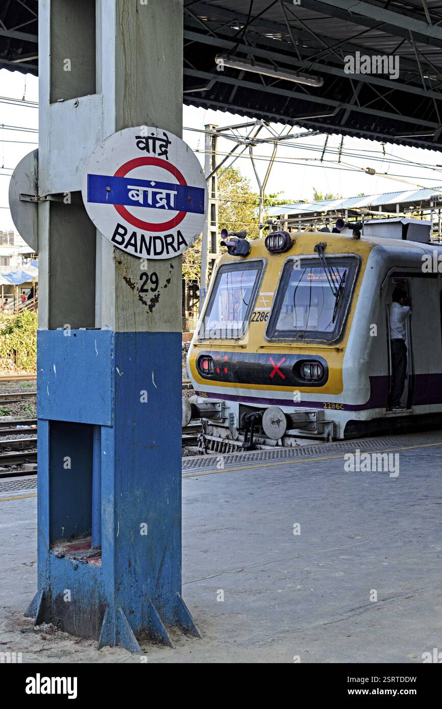 Bandra Railway Station, Mumbai, Maharashtra, India, Asia Stock Photo ...