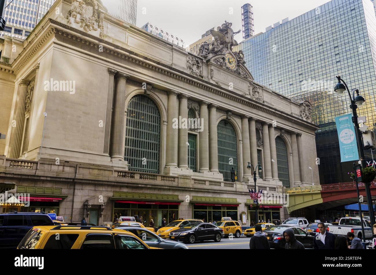 Grand Central Terminal railway station building, New York City, USA ...