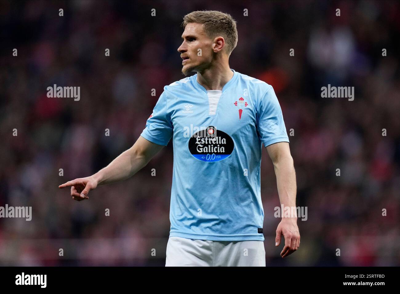 Carl Starfelt of RC Celta during the La Liga EA Sports match between ...