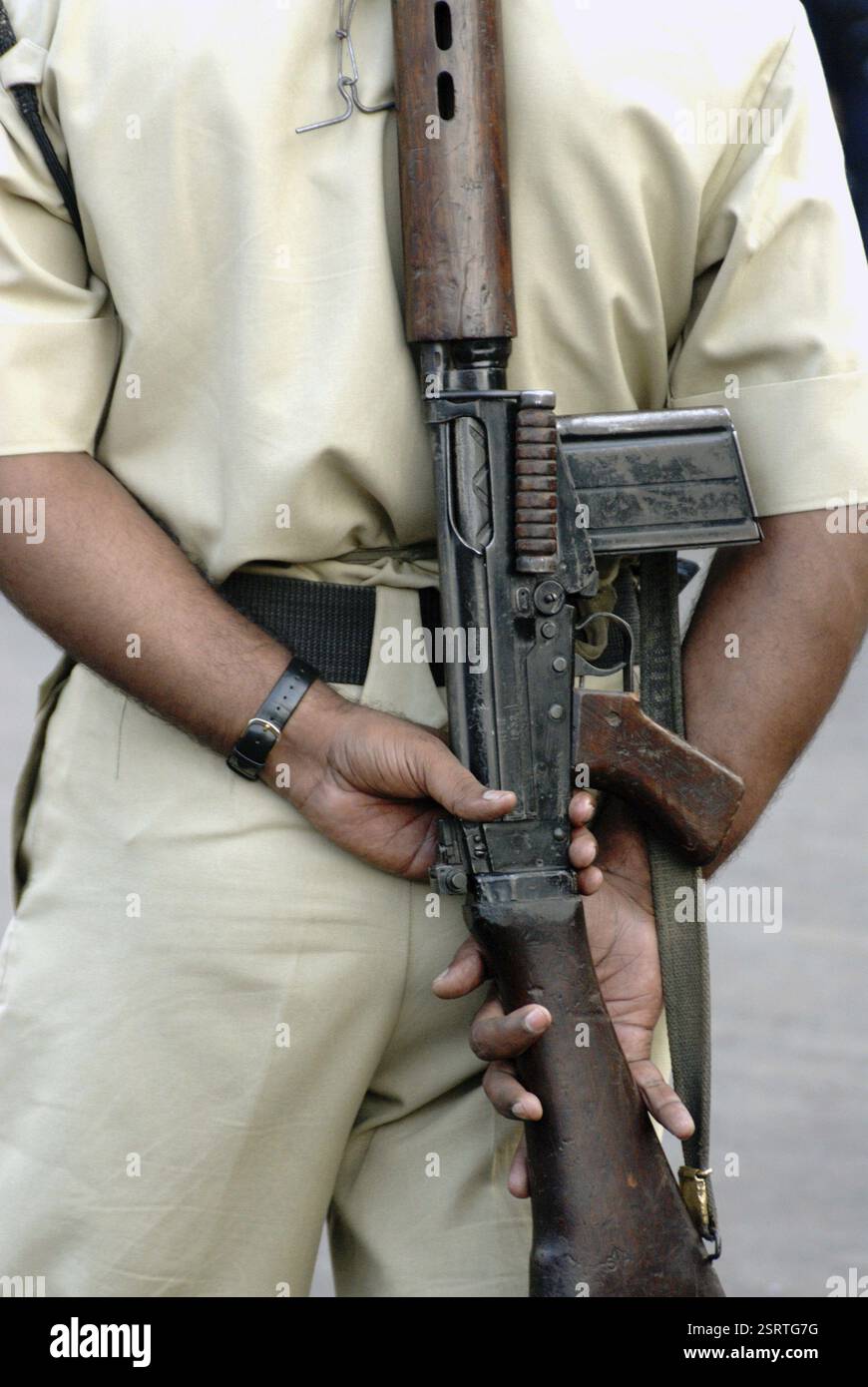 Indian police gun hi-res stock photography and images - Alamy