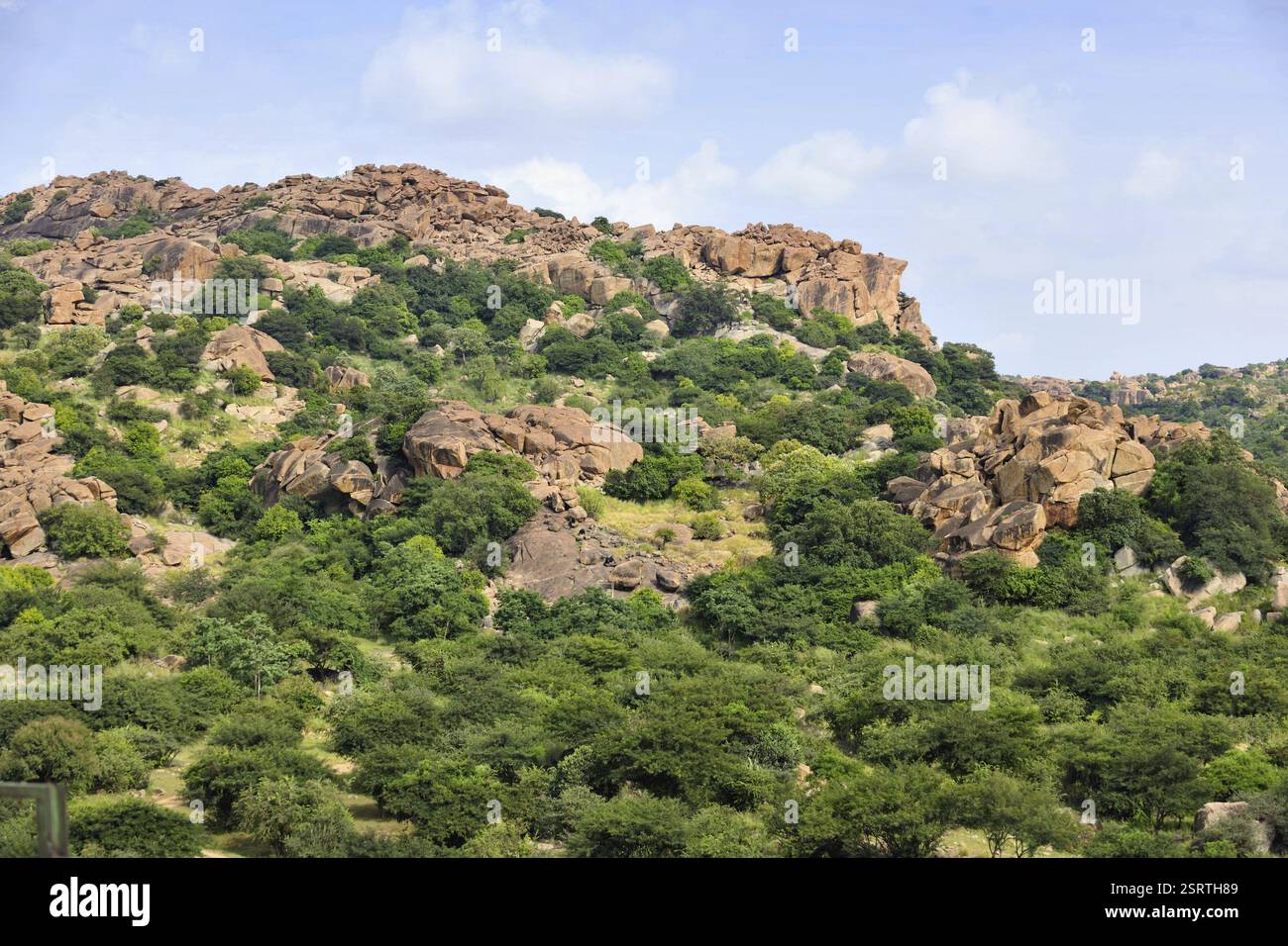 Hampi temples landscape hi-res stock photography and images - Alamy