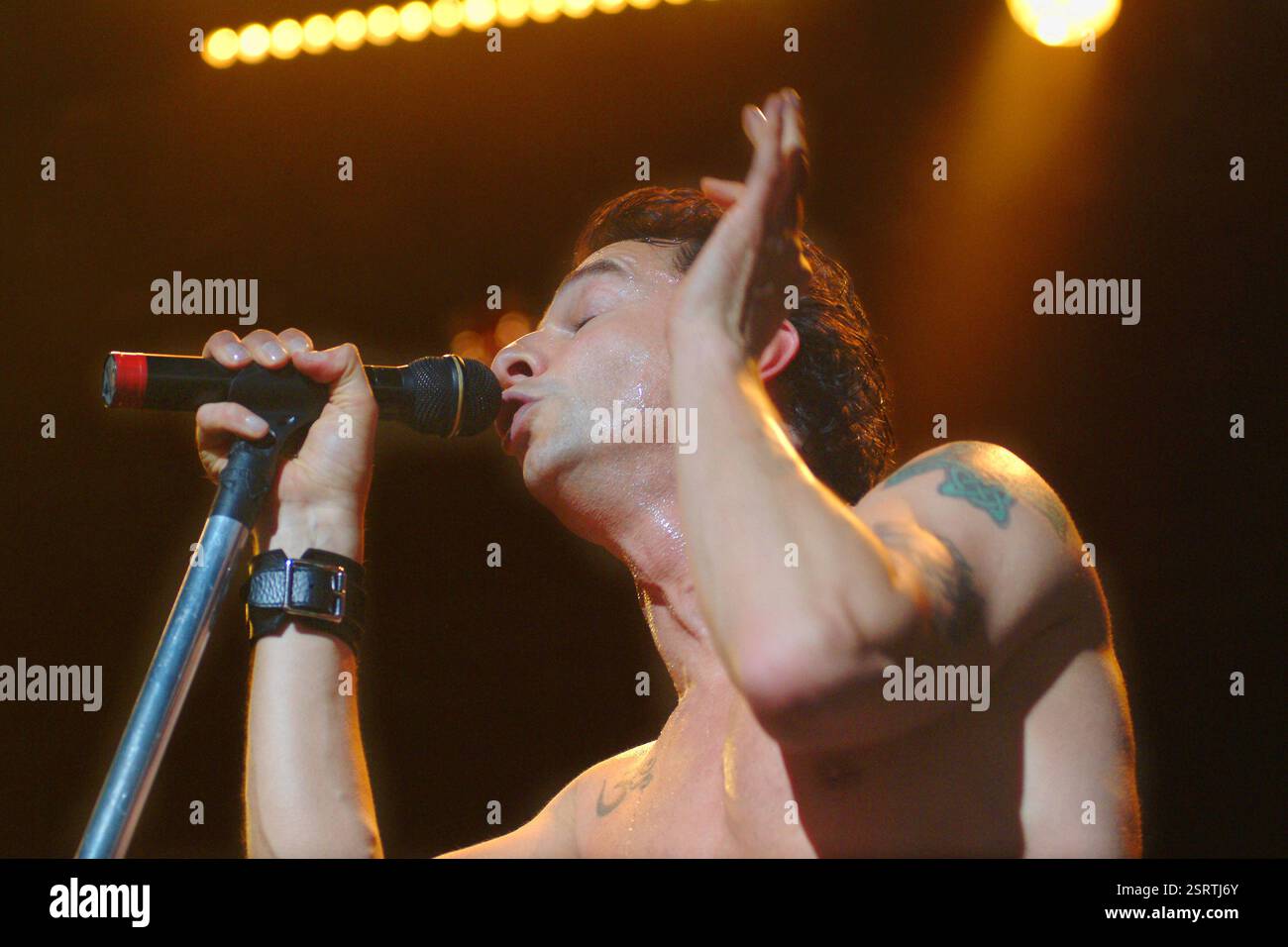 Dave Gahan lead singer of Depeche Mode in his solo project plays Live ...