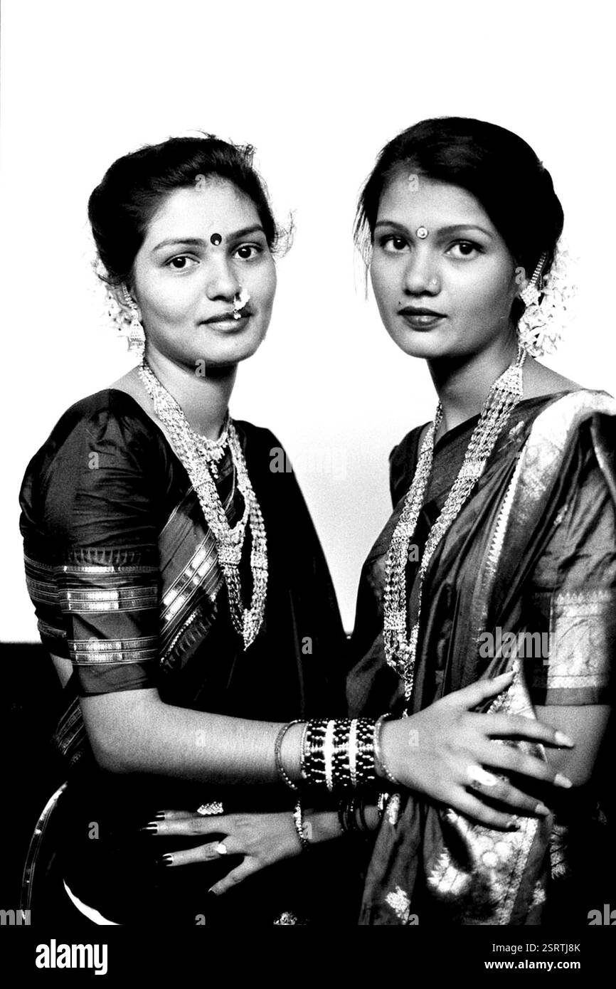 Indian dancers wearing traditional dress Black and White Stock Photos ...
