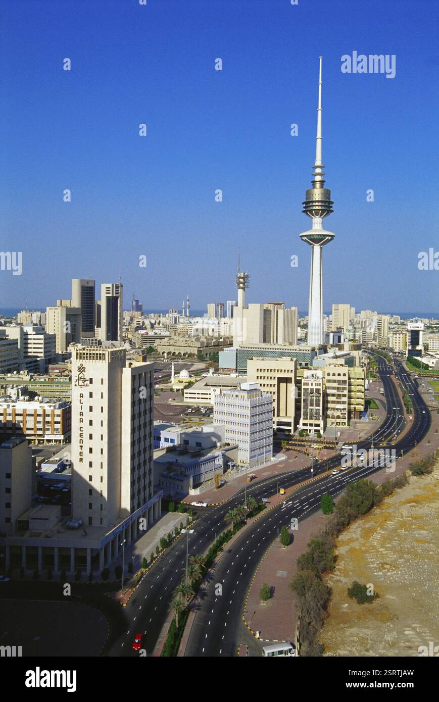 Kuwait asia middle east hi-res stock photography and images - Alamy