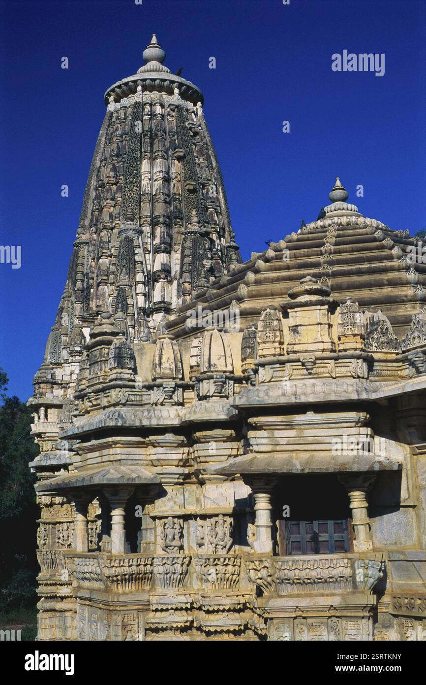 Ranakpur sun temple hi-res stock photography and images - Alamy