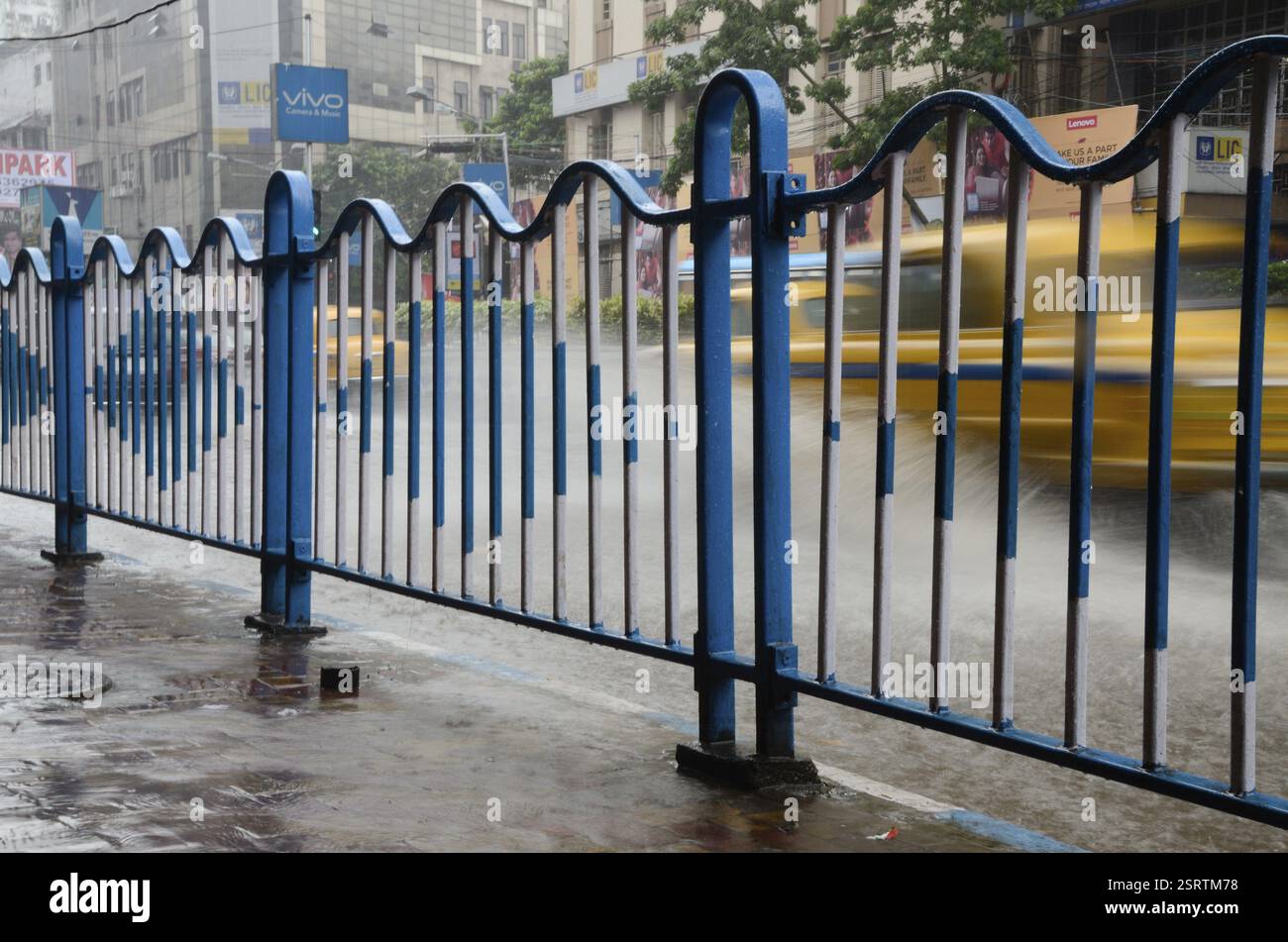 Metal street railing, Kolkata, West Bengal, India, Asia Stock Photo - Alamy