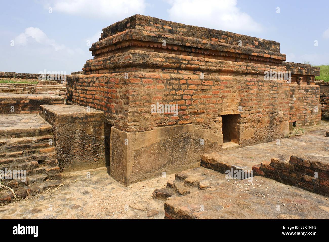 Buddhist site india hi-res stock photography and images - Alamy