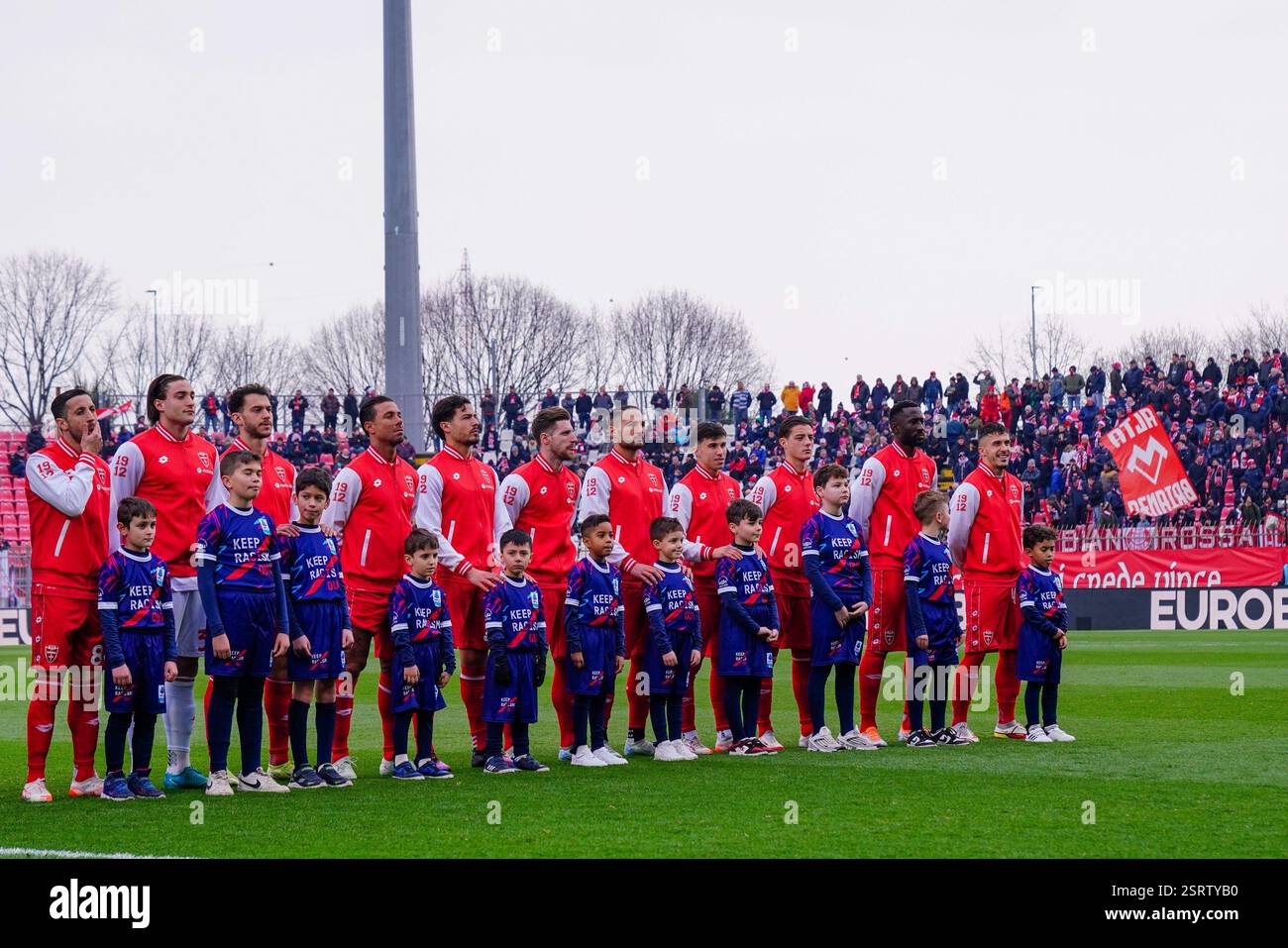 Monza, Italie. 16th Feb, 2025. AC Monza line up during the Italian ...