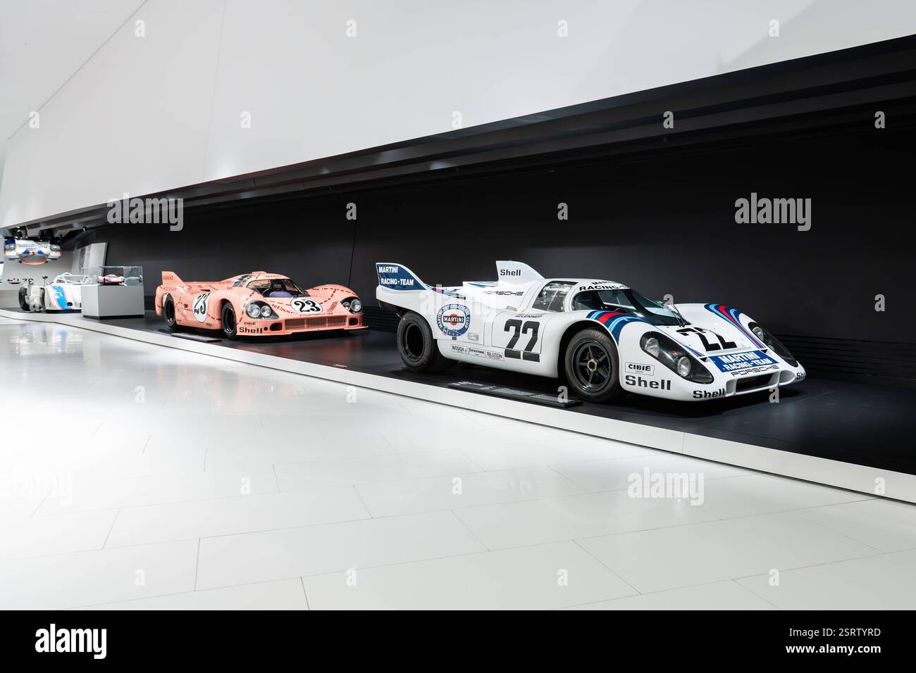 Porsche Rennwagen werden im Porsche Museum ausgestellt. Stuttgart Baden ...