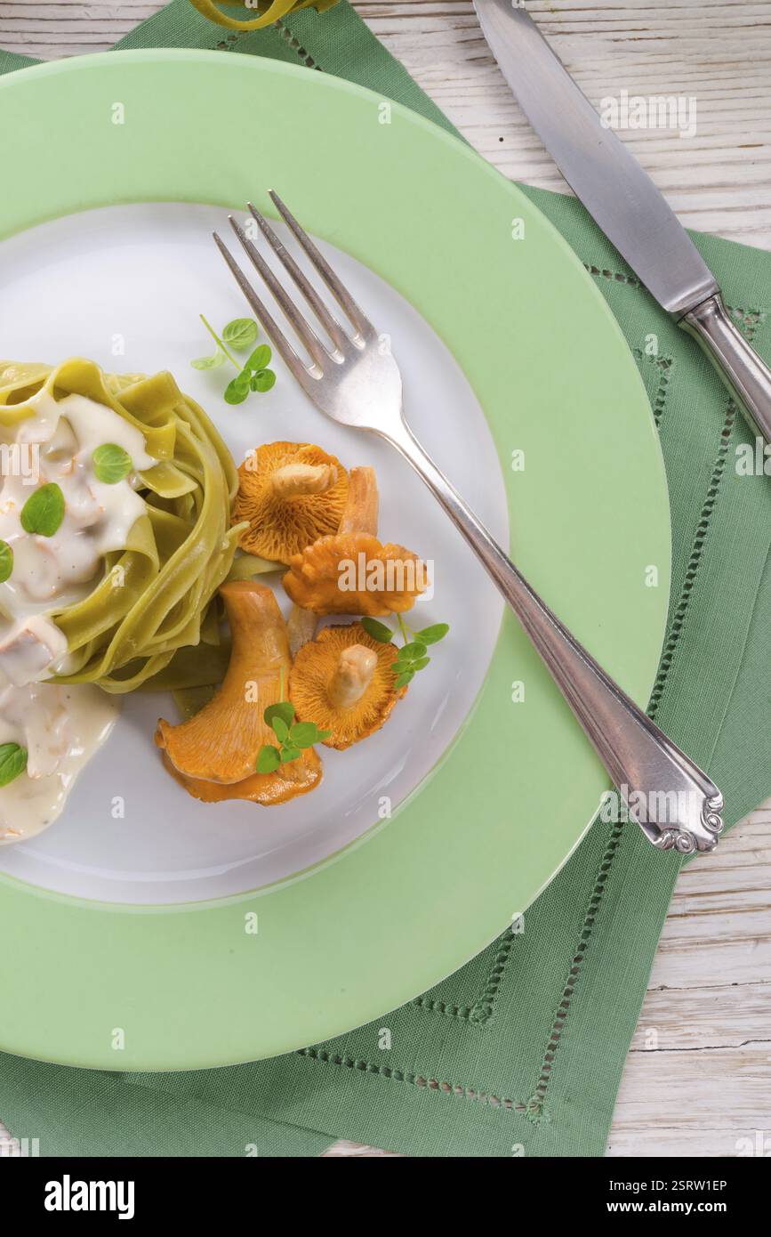 Boiled tagliatelle pasta hi-res stock photography and images - Alamy