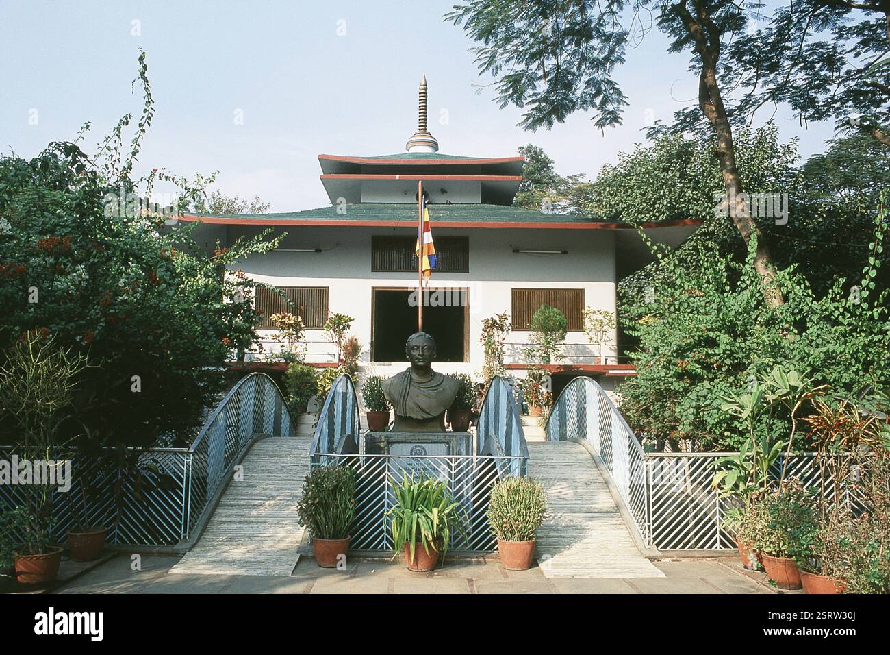 Maitri Buddha Temple, Sarnath, Varanasi, Uttar Pradesh, India, Asia ...