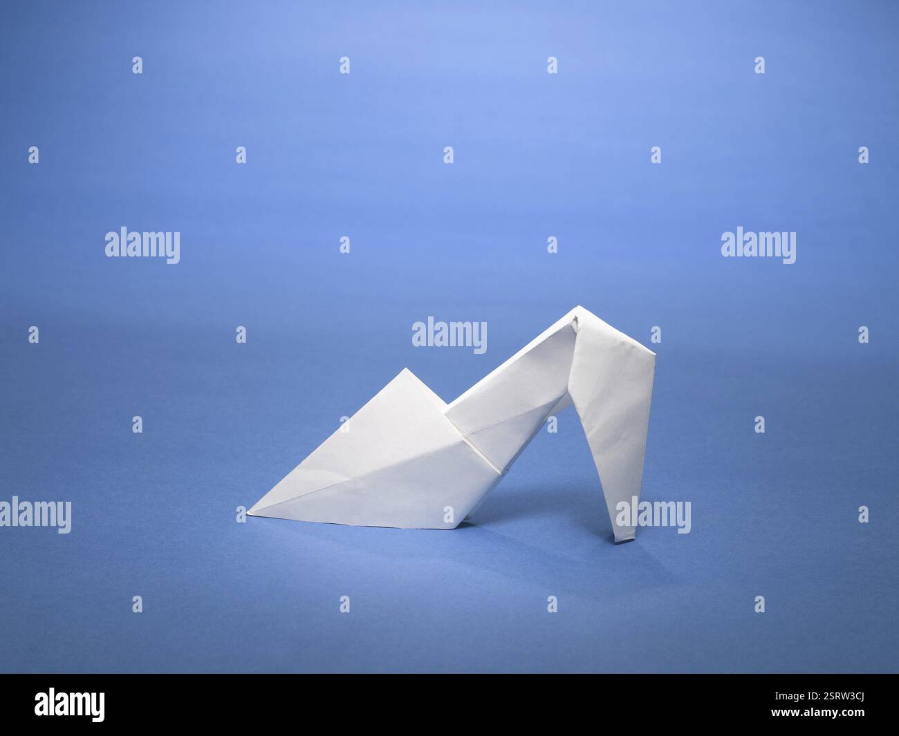 Origami shoe India Asia Stock Photo - Alamy