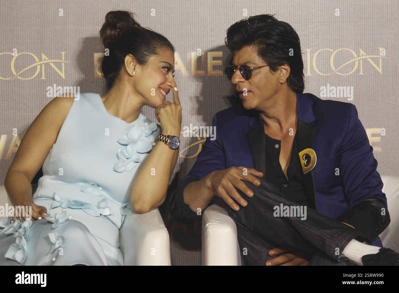 Bollywood actors Kajol and Shah Rukh Khan during the song launch of ...