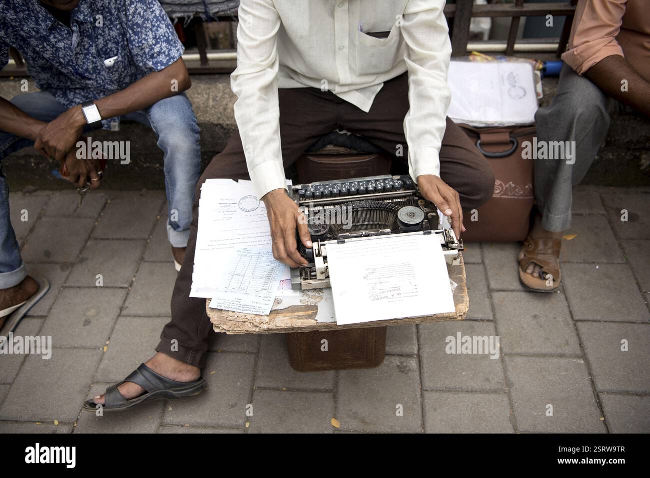 Typist sitting Pavement, Mumbai, Maharashtra, India, Asia Stock Photo ...