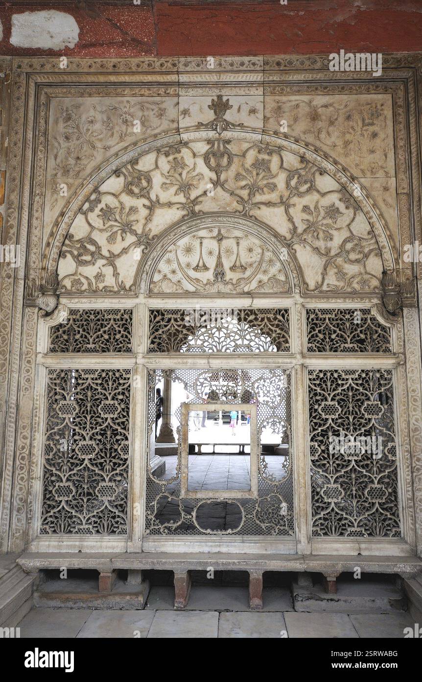 Jharokha in Khas mahal inside Red fort, Delhi, India, Asia Stock Photo ...